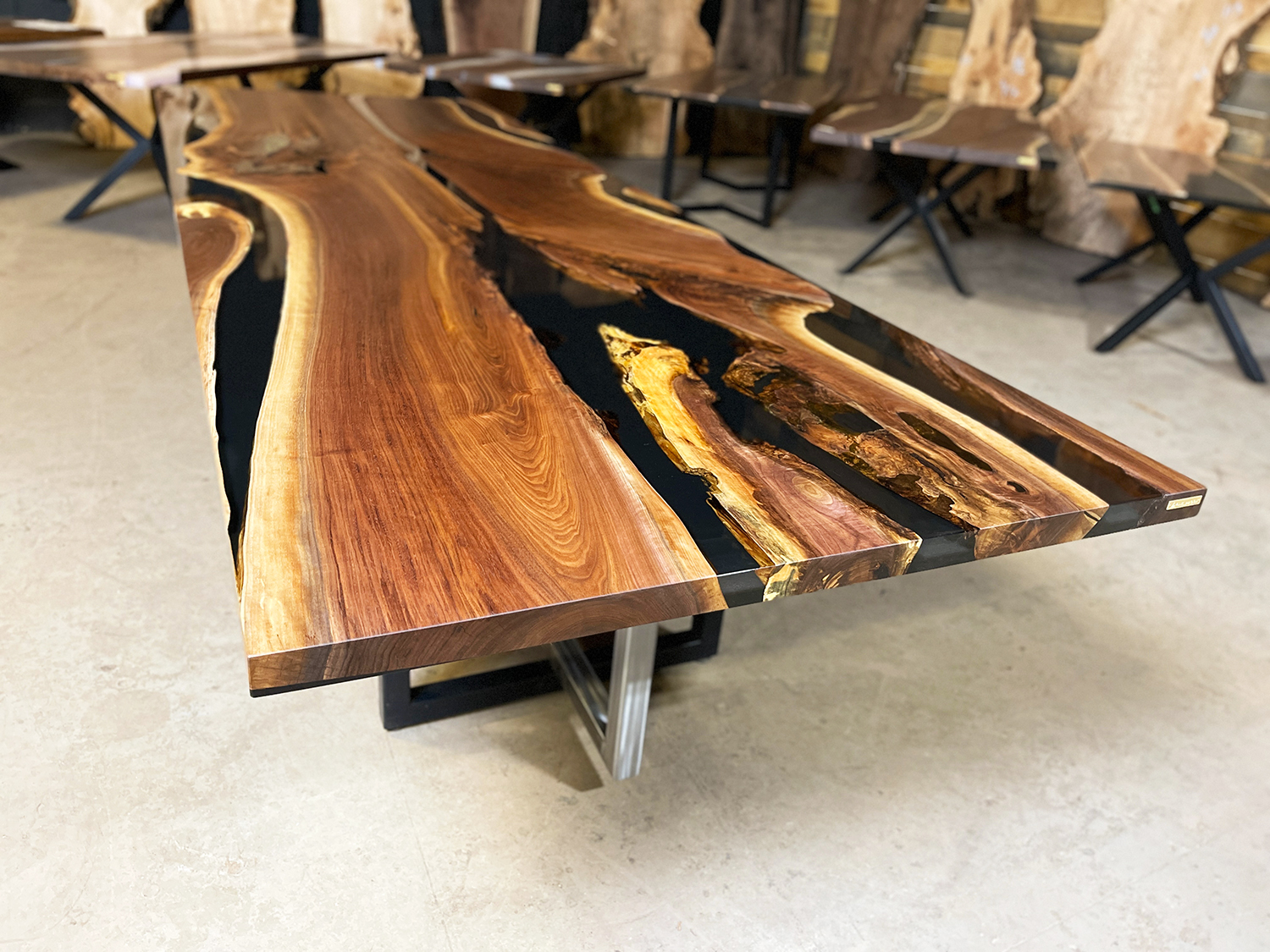 Walnut Dining/Boardroom Table with Solid Black Base Clear Polished Top ...