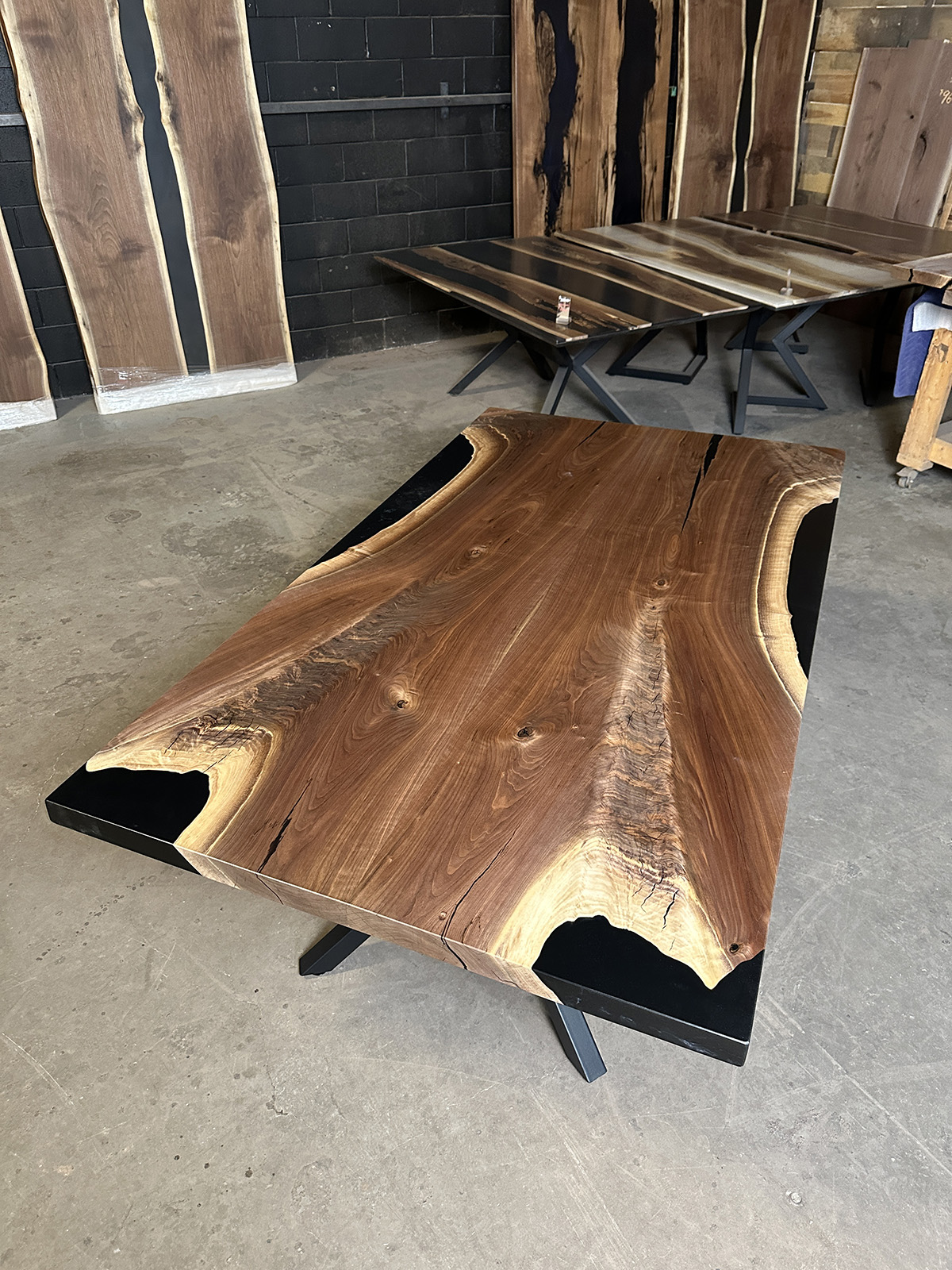 Rustic Dining Table Dark Grey Metallic with Urethane Finish - Anglewood ...